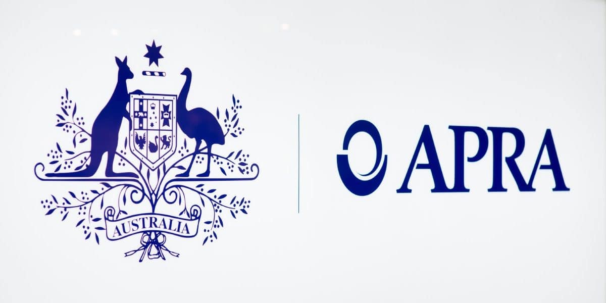 Global: APRA Cautions Australian Banks Over Legacy Tech And Cloud ...