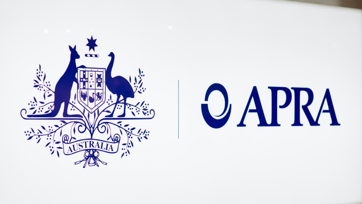 Global: APRA Cautions Australian Banks Over Legacy Tech And Cloud ...